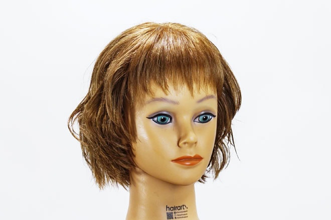 Different Techniques for Texturizing Hair with Scissors and a Razor ...